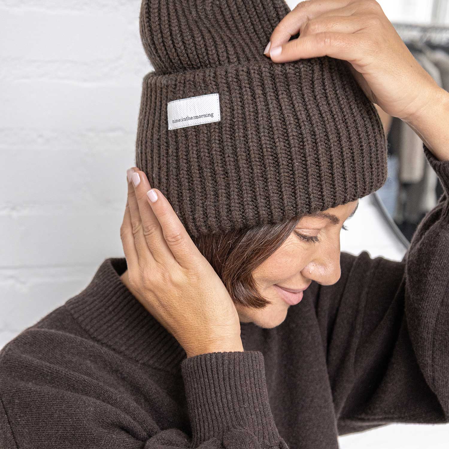 Designer Mützen für Damen online shoppen | loui.rocks